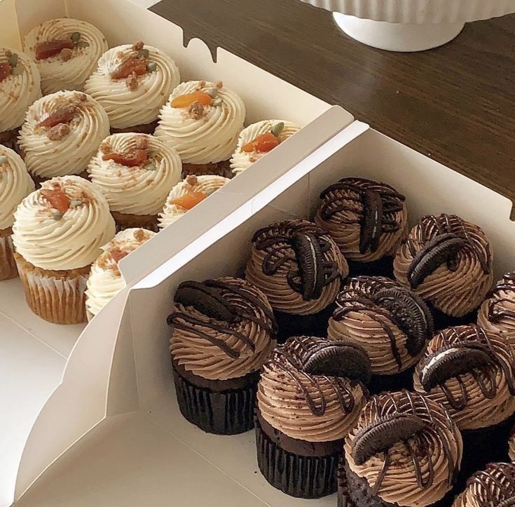 Cupcake Flights – Moonlit Pantry Bakery & Cafe